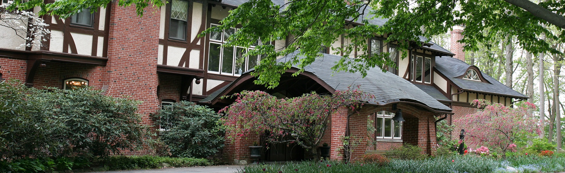 Gramercy Mansion B&B | Carriage House - Baltimore, MD